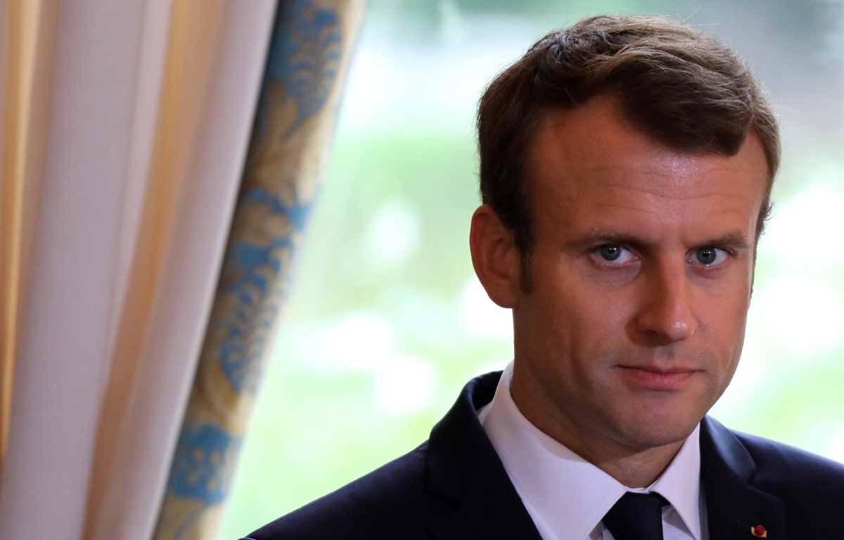 Emmanuel Macron Donne Ce Dimanche Soir Sa Première Grande Interview Télé