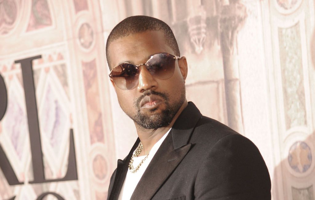 Kanye West dit être victime de « lynchage médiatique » et s’en prend à la famille de George Floyd