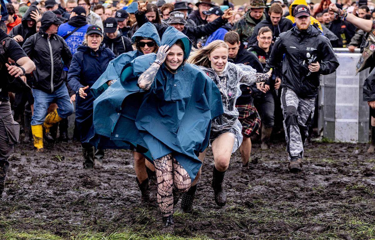 Wacken Open Air 2023 La Boue Empêche Des Milliers De Métalleux D