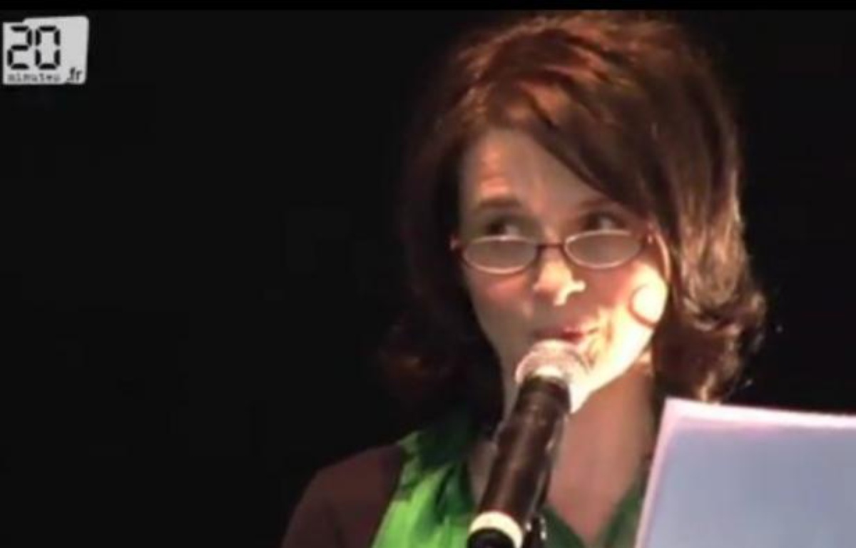 Juliette Binoche Fait Louverture Du Printemps Des Poètes